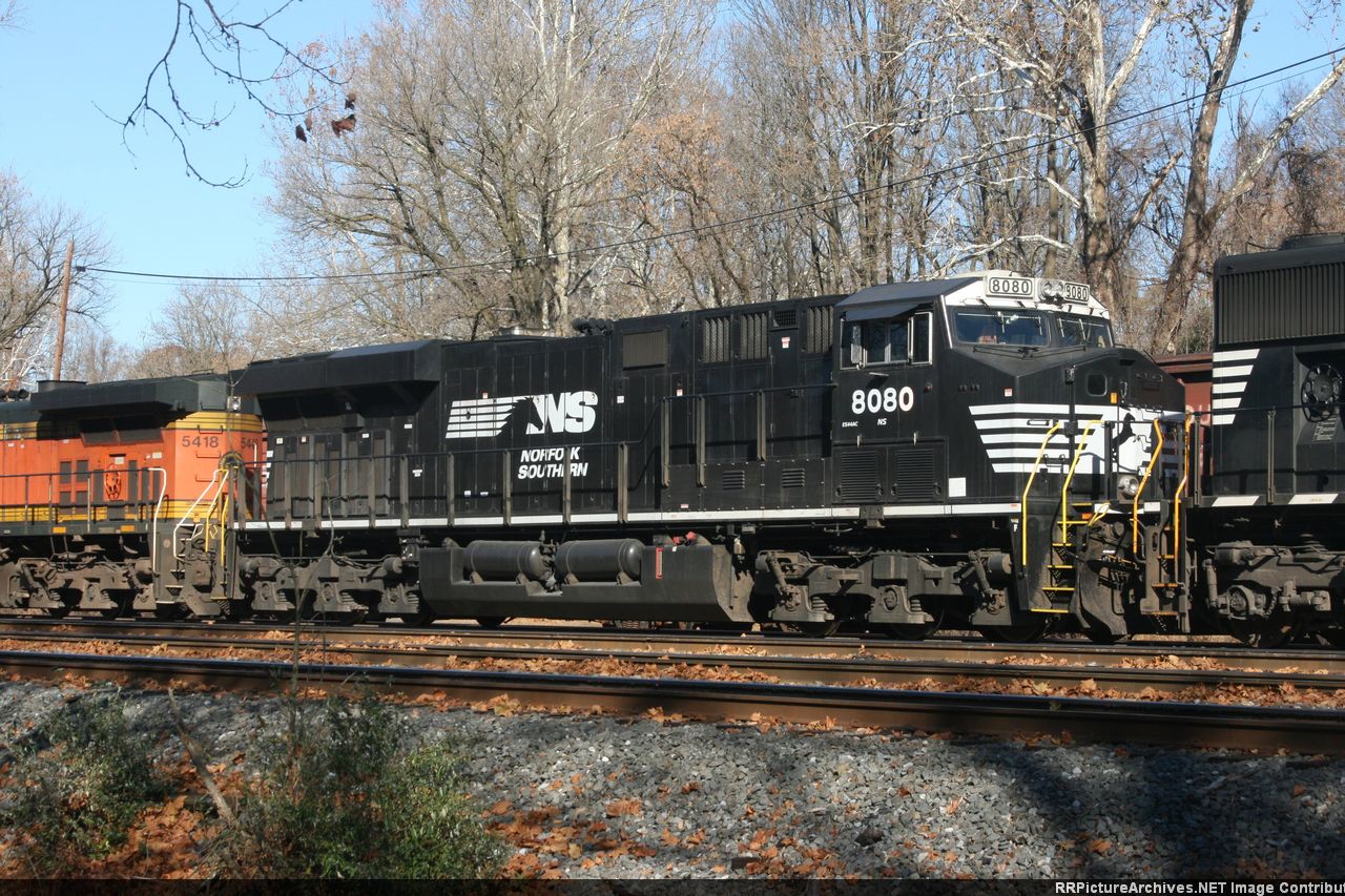 NS 8080